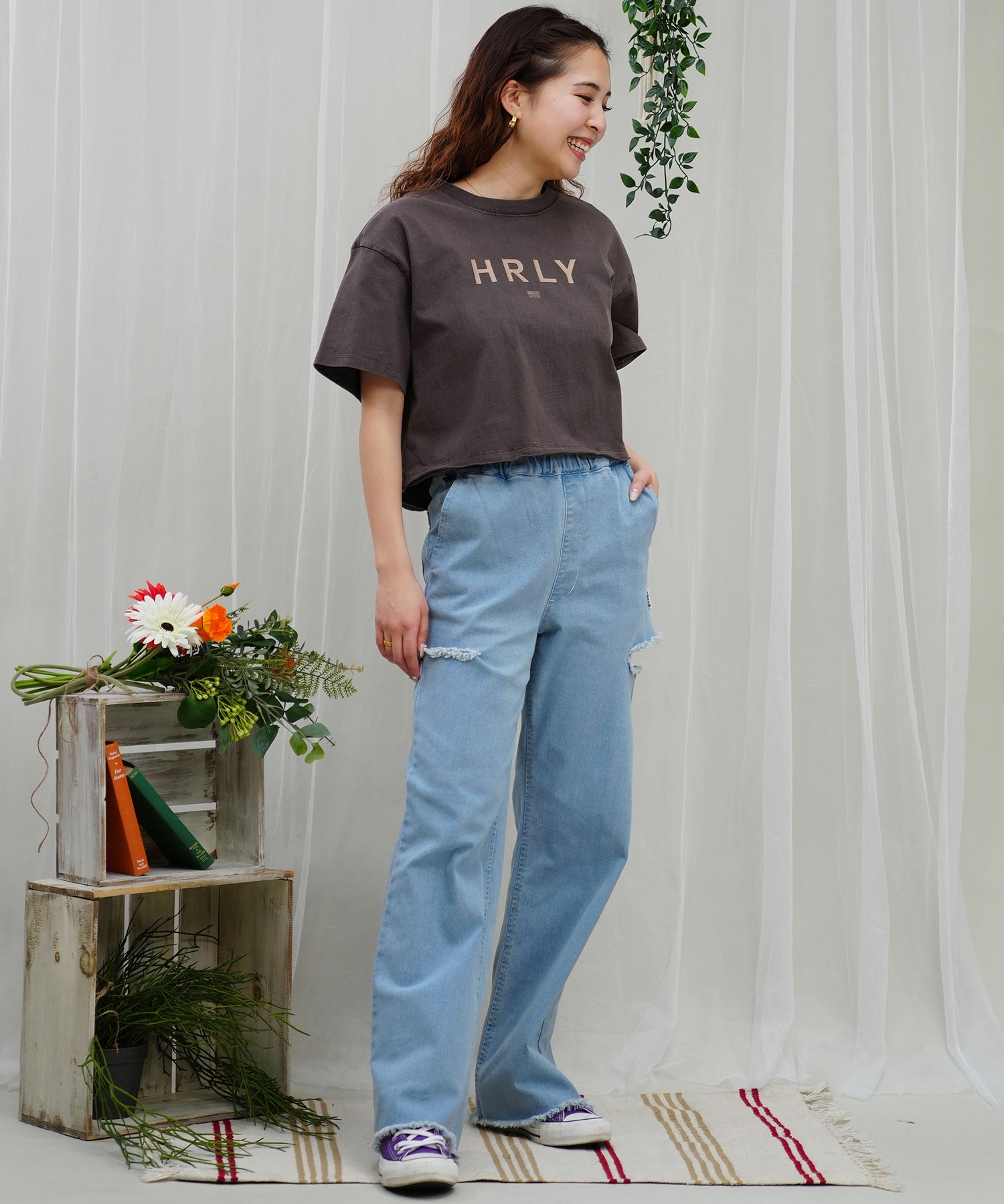 Hurley ハーレー レディース Tシャツ 半袖 ショート丈 クロップ Hurley ハーレー レディース Tシャツ 半袖 ショート丈 クロップ
